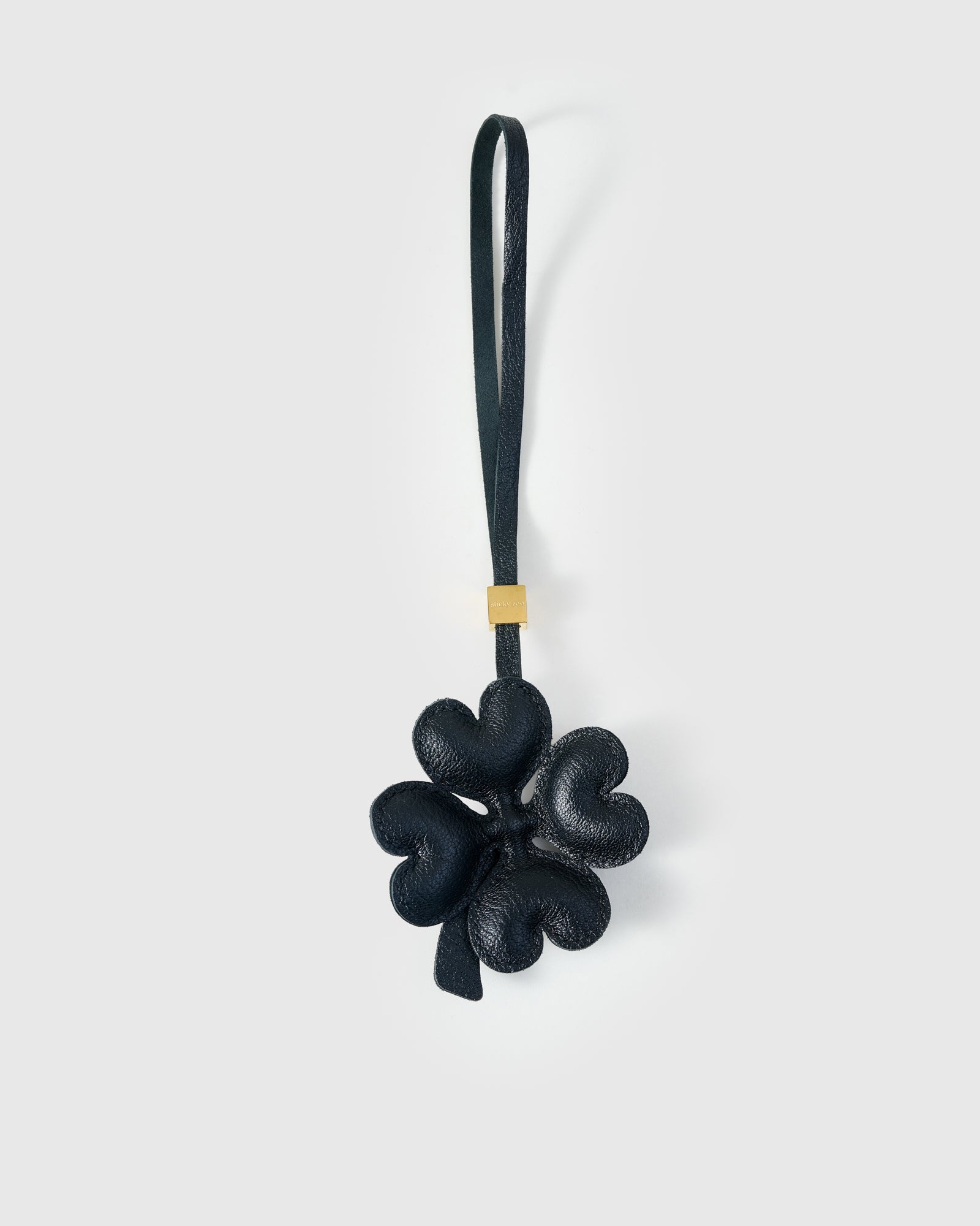 Lucky Clover Charm in Black — Handmade French Leather 3D – STICKYZOO®