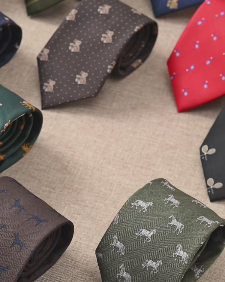 Krawatte aus taupefarbenem Seidenstoff — Strukturierte Uni ...